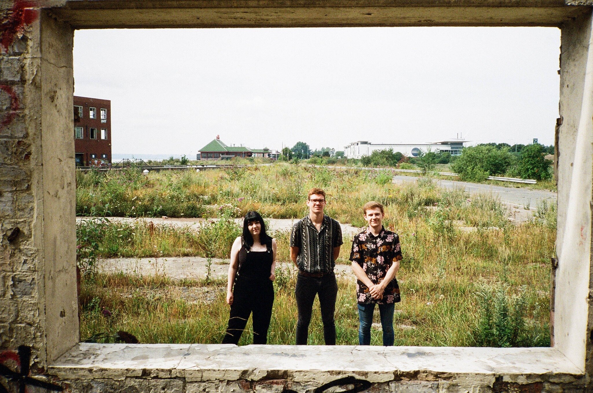 Album Review: Fragile Skeleton by Bloodhound - aAh! Magazine