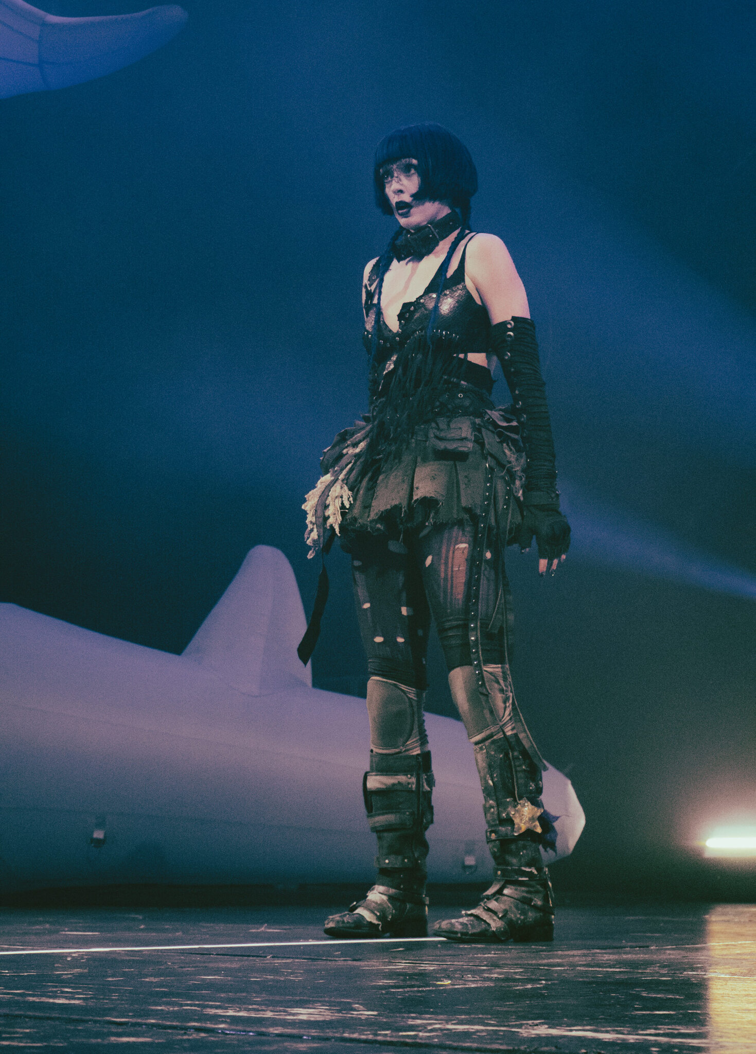 Ashnikko @ Victoria Warehouse review and gallery - a distinctive and ...