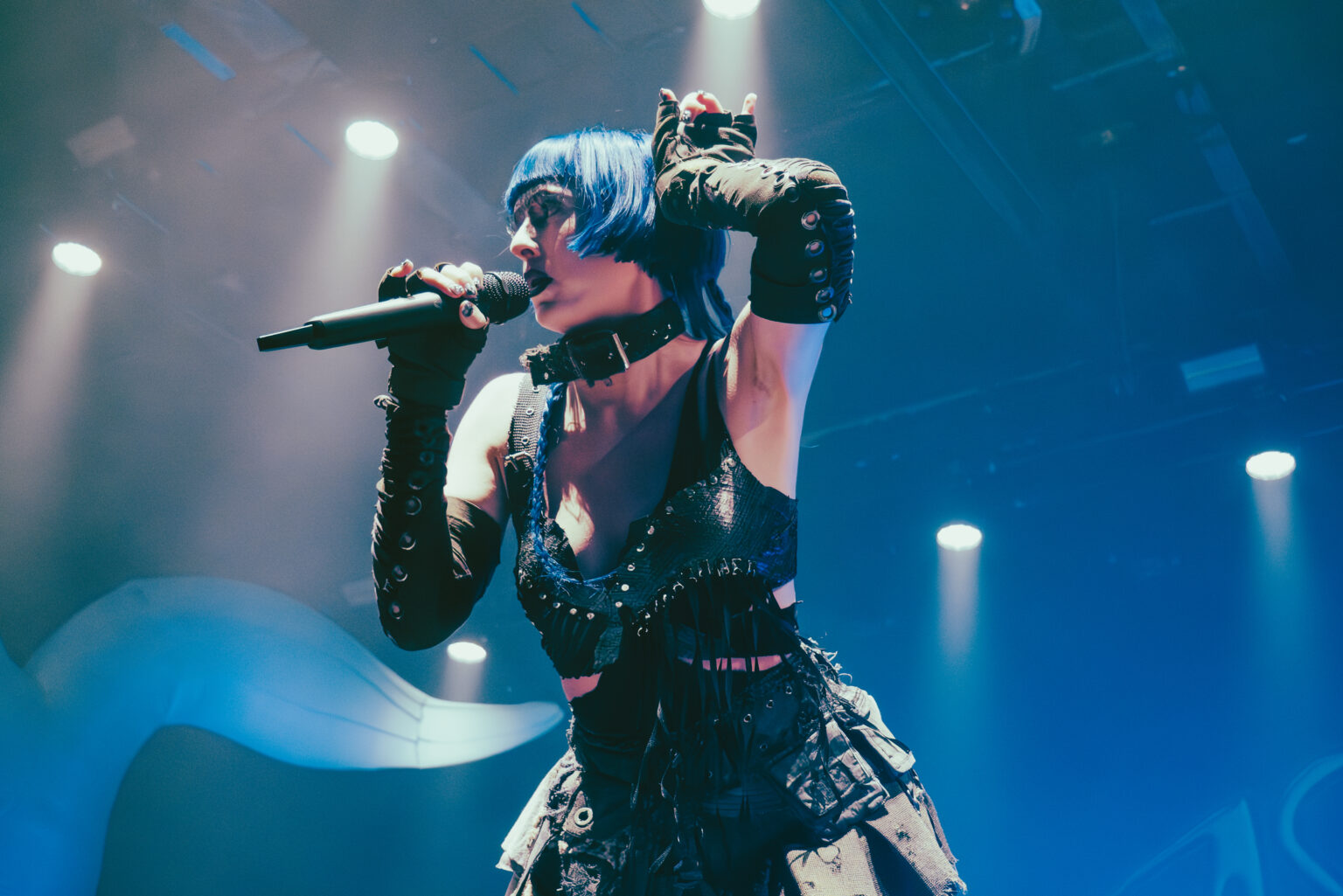 Ashnikko @ Victoria Warehouse review and gallery - a distinctive and ...