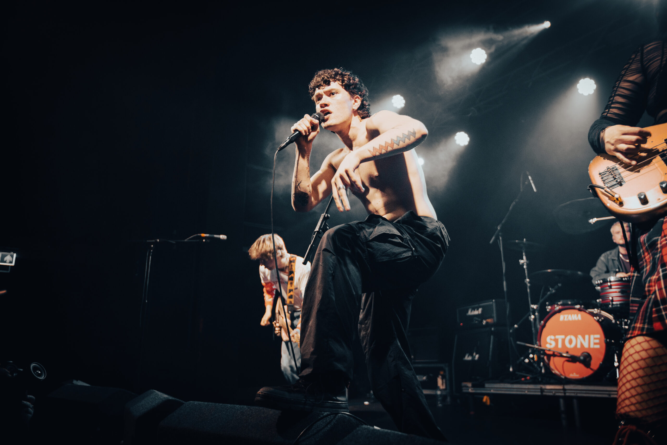 STONE @ Manchester Academy 2 review – Sweaty, grungy rock evening with ...