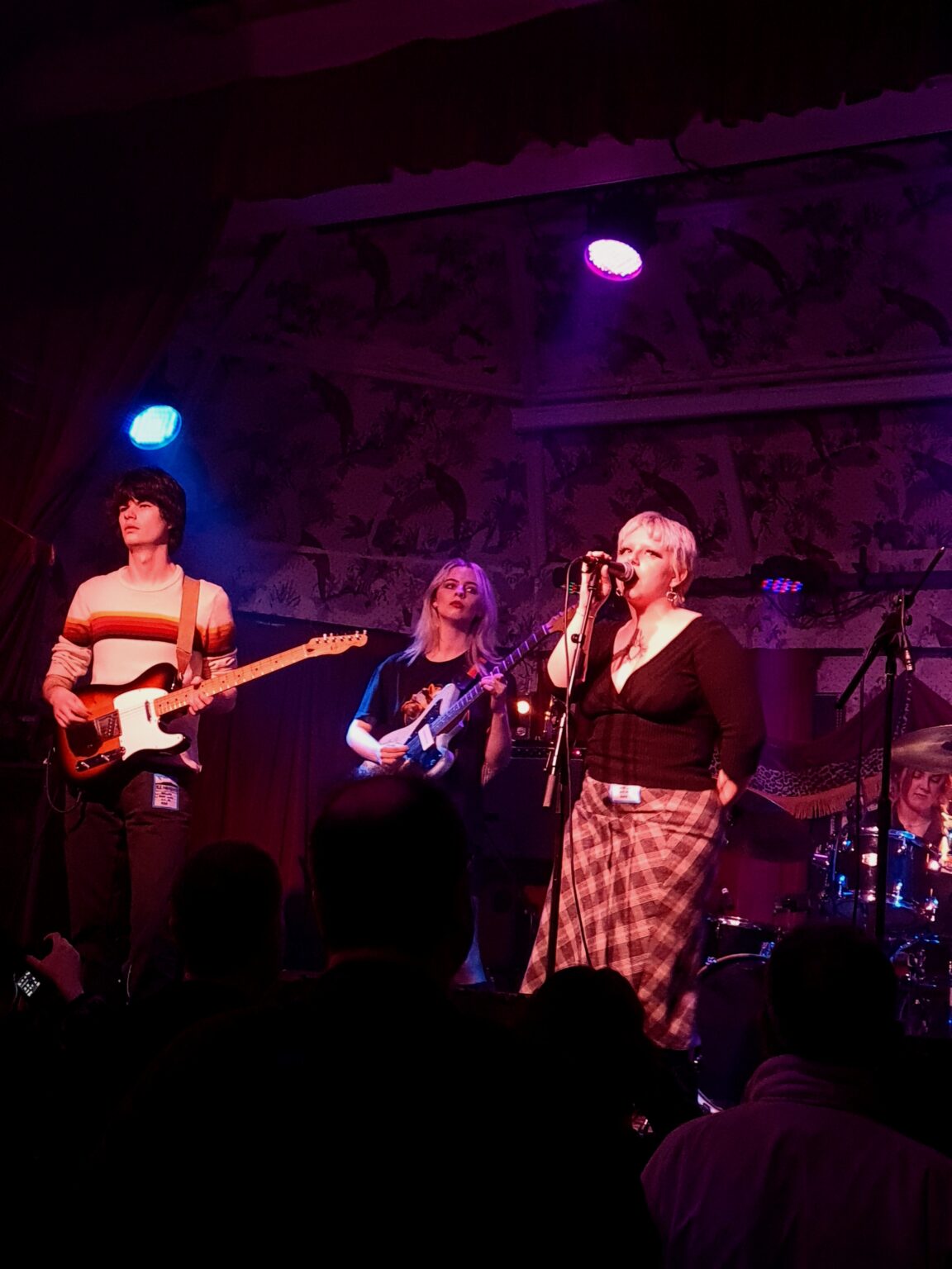 Now & Next Tour ft. HotWax / Aziya / Duvet @ Deaf Institute review ...