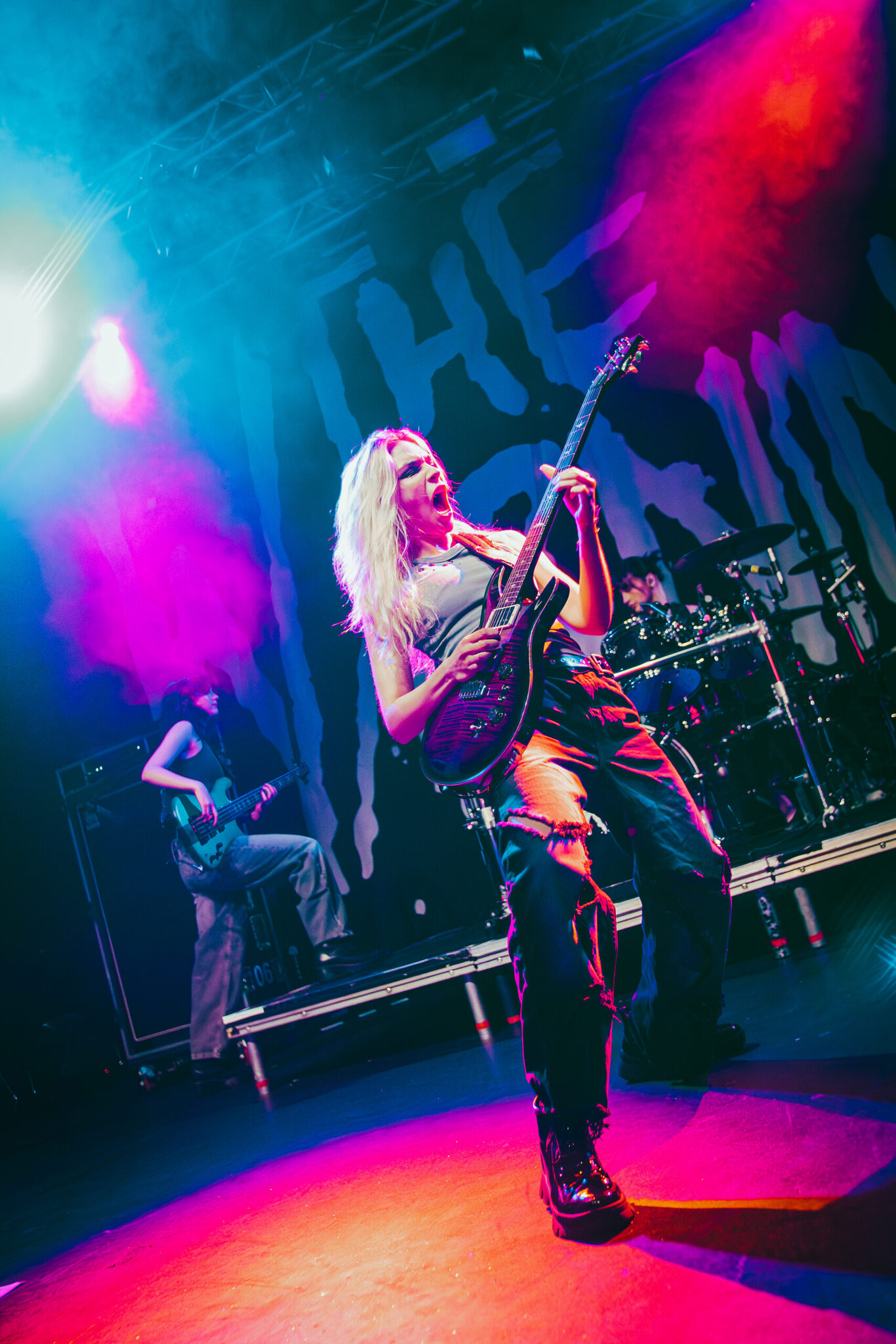 The Warning @ Manchester Academy 2 review – Mexican sibling trio prove ...