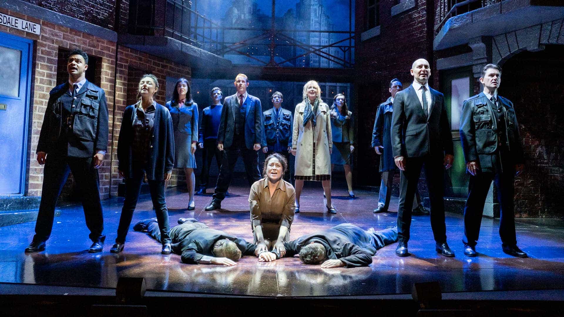 Blood Brothers @ The Palace Theatre review – A tragic and troubled tale ...